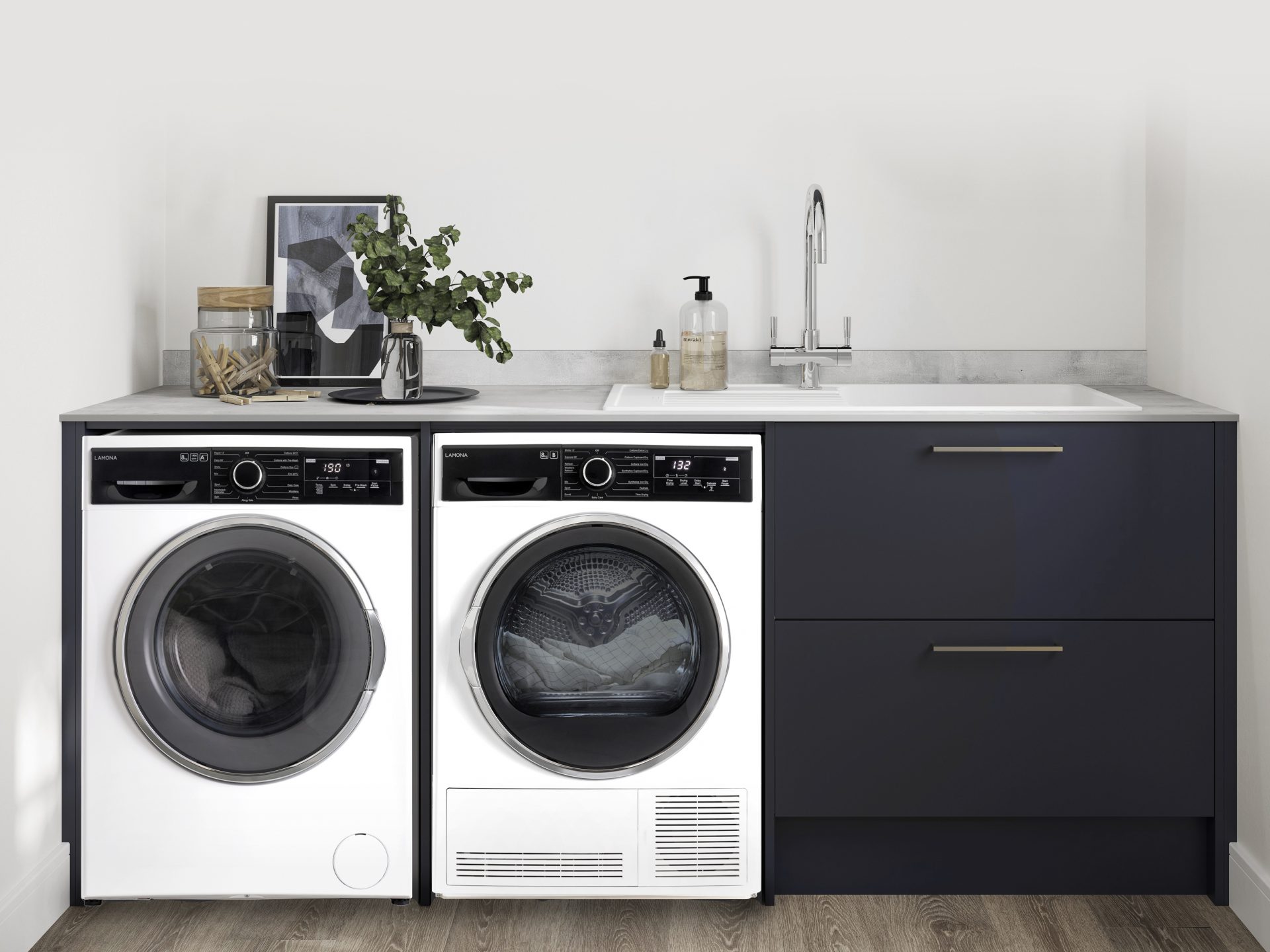 Howdens launches 2022 ‘Around the home’ guide – RRNews