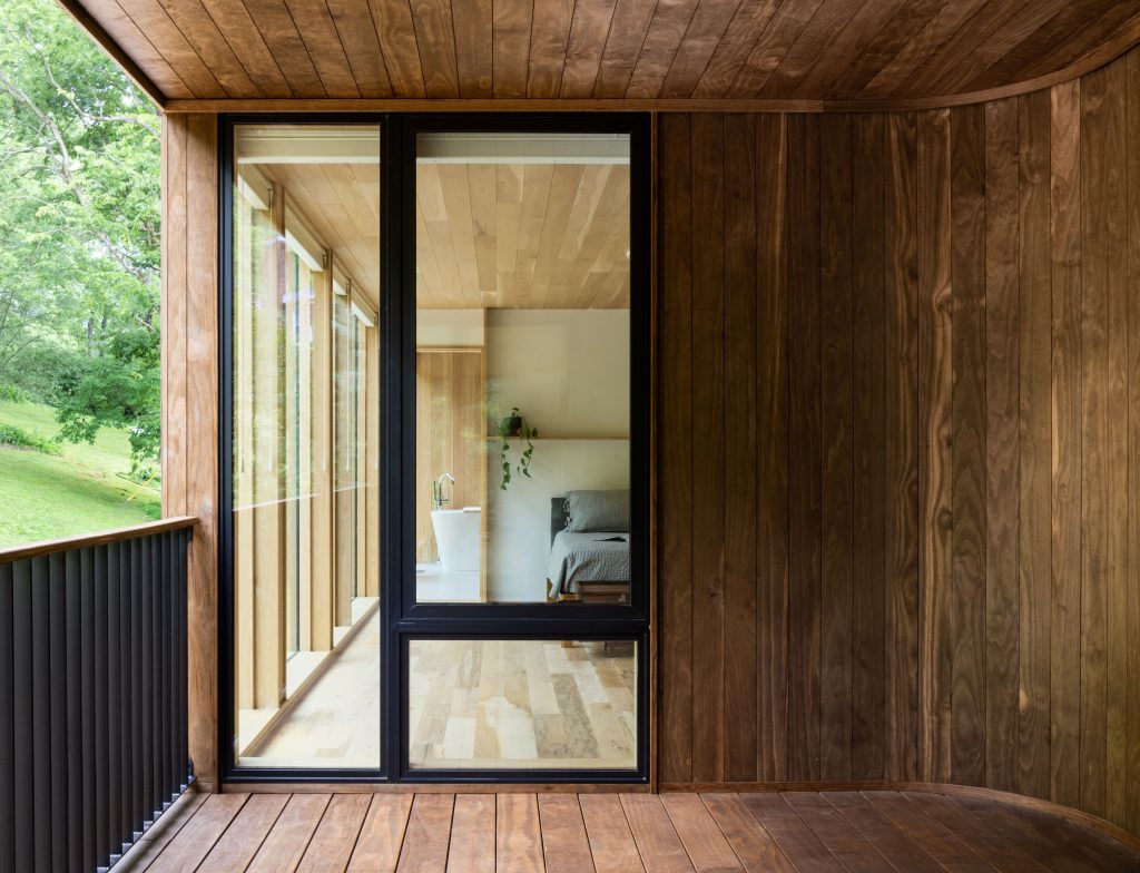 “Two-Faced House” showcases contemporary reimagining of a classic ...